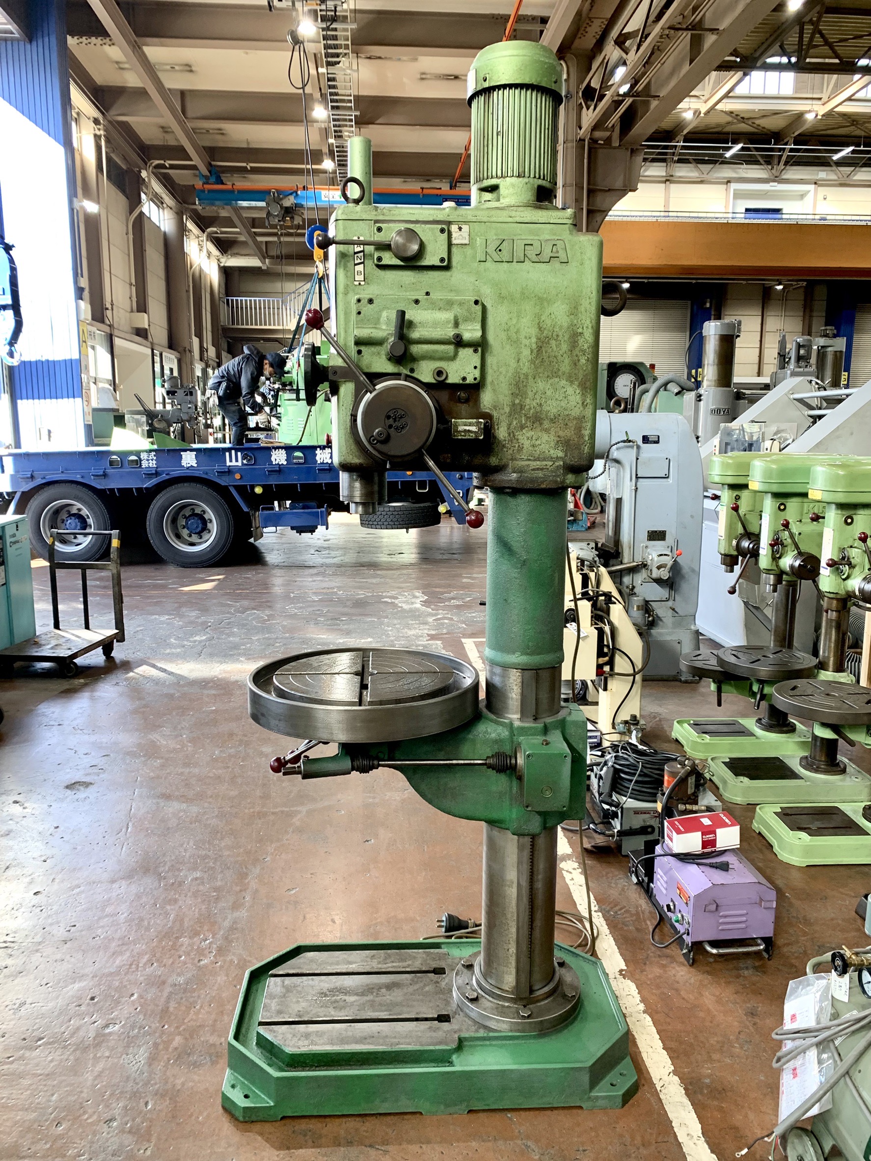 キラ 直立ボール盤 KRTG-540 – 楠本機械株式会社