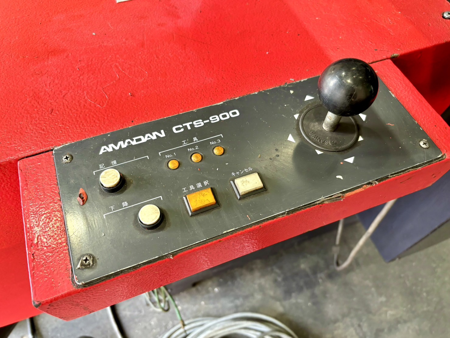 アマダ NCタッピング盤 CTS-900 – 楠本機械株式会社
