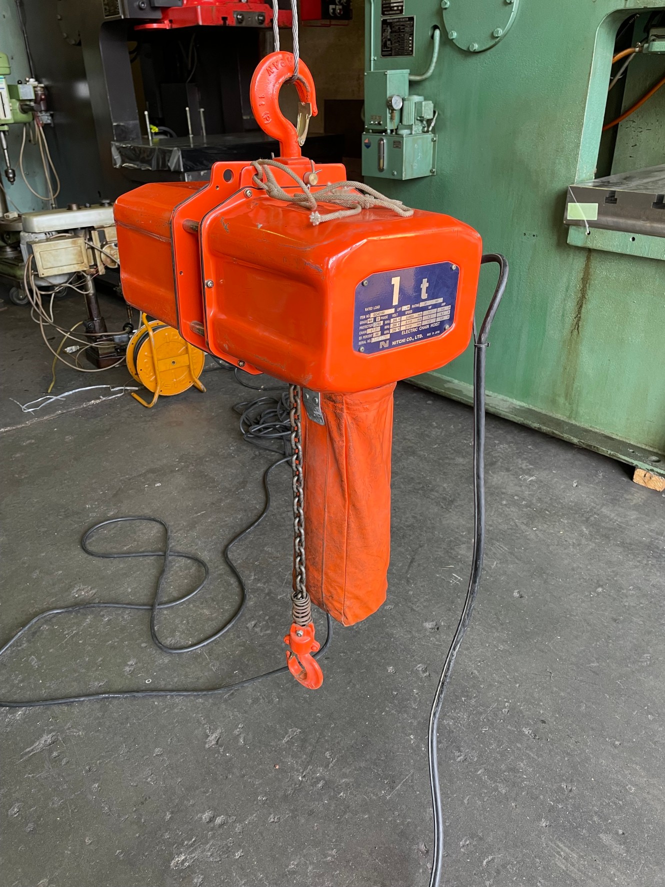 ニッチ製 1T電動チェーンブロック EC40100 – 楠本機械株式会社